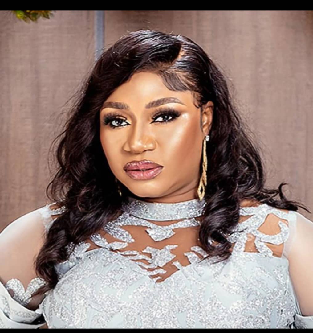 Poshglow Skincare's CEO Folasade Omotoyinbo Launches 'Feeding for